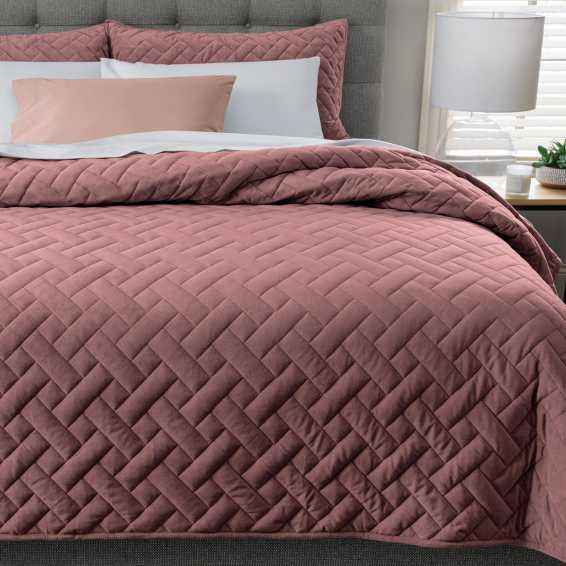 coverlets for beds